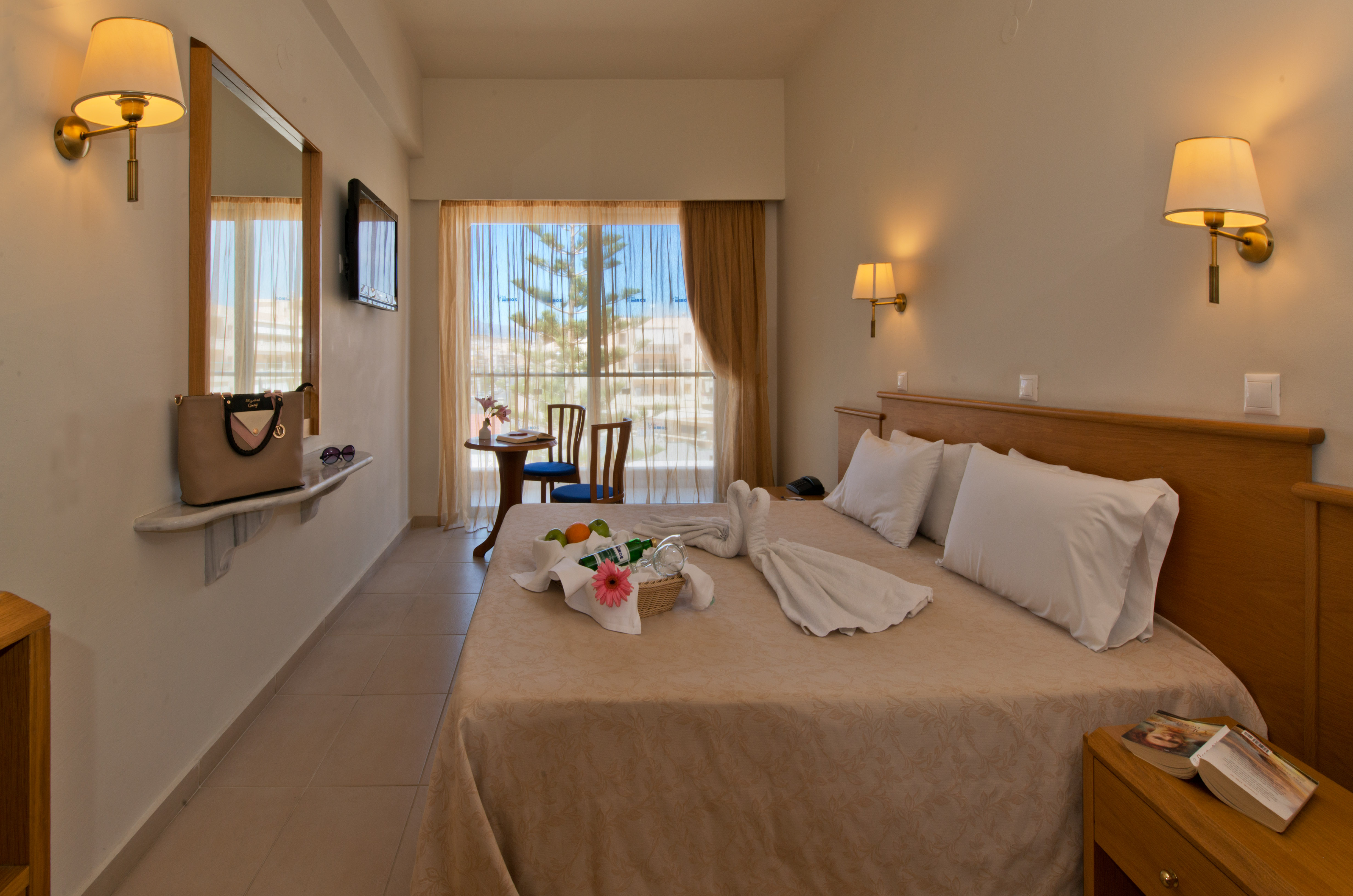 Minos Hotel in Rethymno Crete: 4 star hotel rethymno, hotel minos crete ...